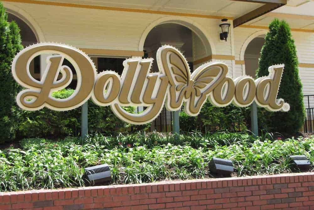 5 Fun Things to do at Dollywood That Your Team Will Love